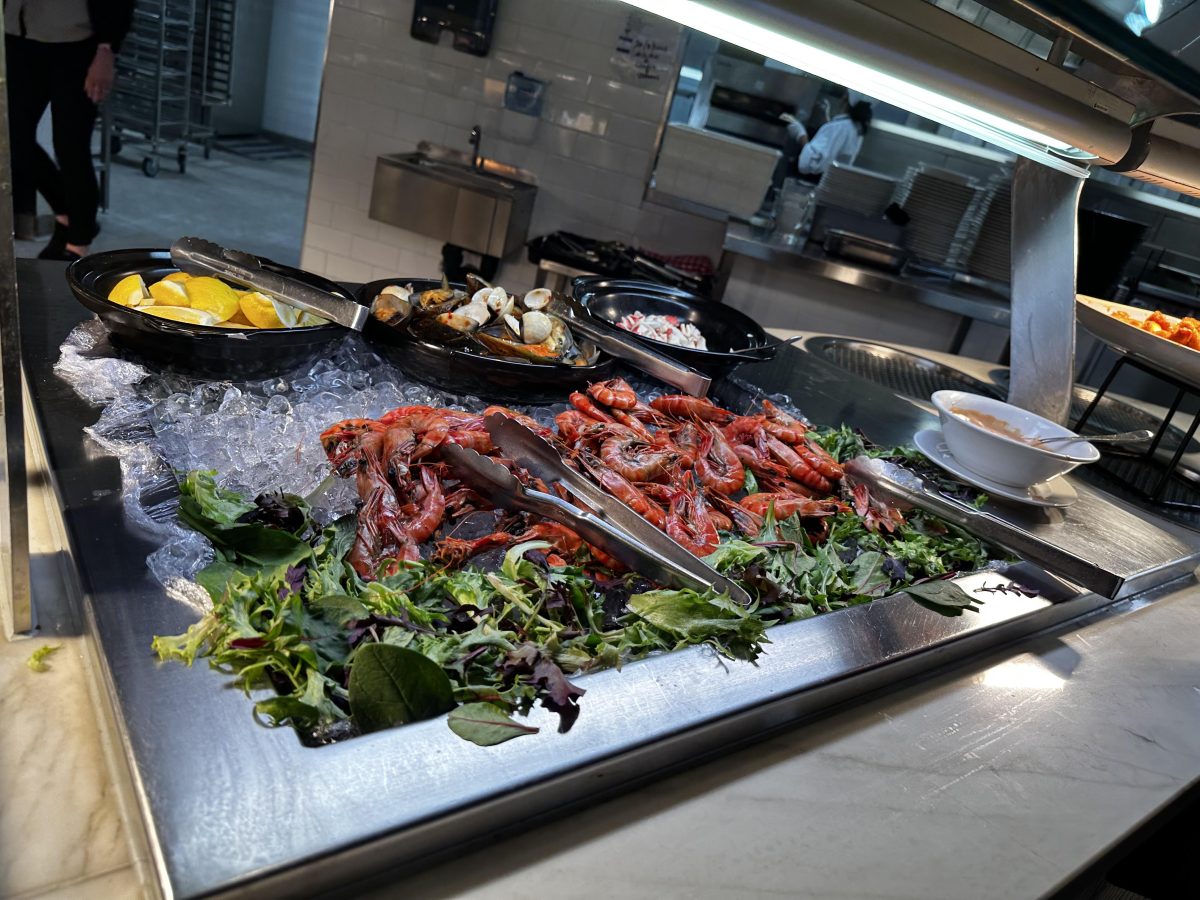 Castello's Pakenham International Buffet Hotel Menu & Photos