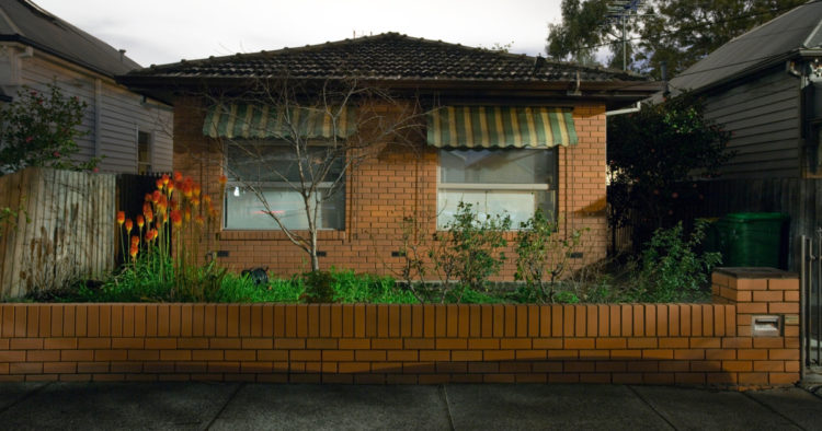 Examples of Post-War Suburban House Architecture in Australia