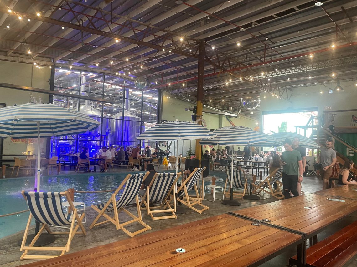 Moon Dog World Preston Review, Photos & Menus - A Nice Home