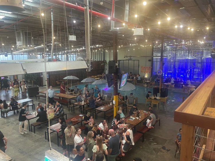 Moon Dog World Preston Review, Photos & Menus - A Nice Home